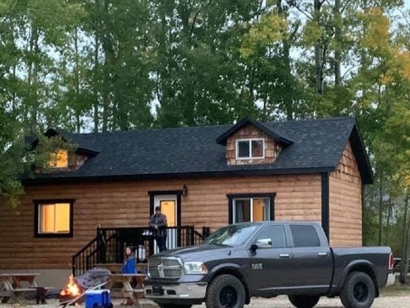 Big Fish Bay RV Resort | Canada's Alberta