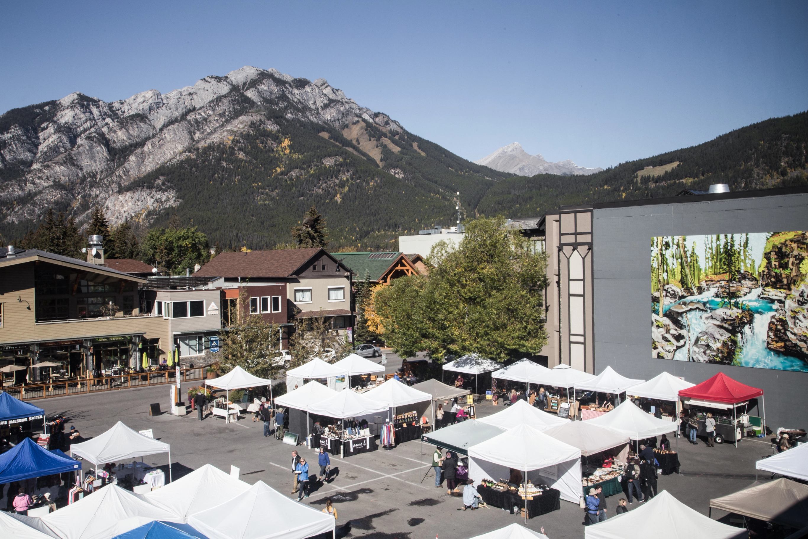 Banff Farmers' Market | Canada's Alberta