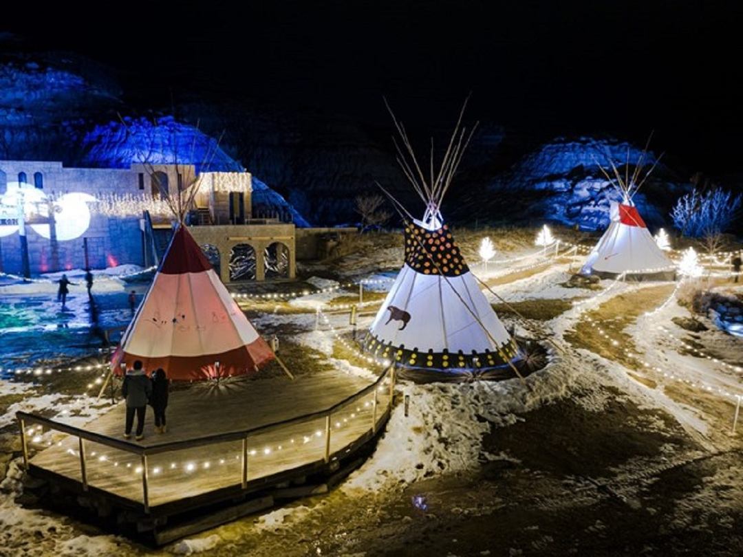Badlands Amphitheatre | Canada's Alberta