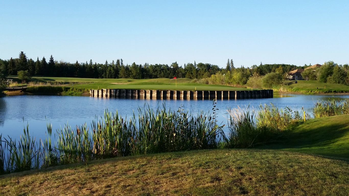 Goose Hummock Golf Resort | Canada's Alberta