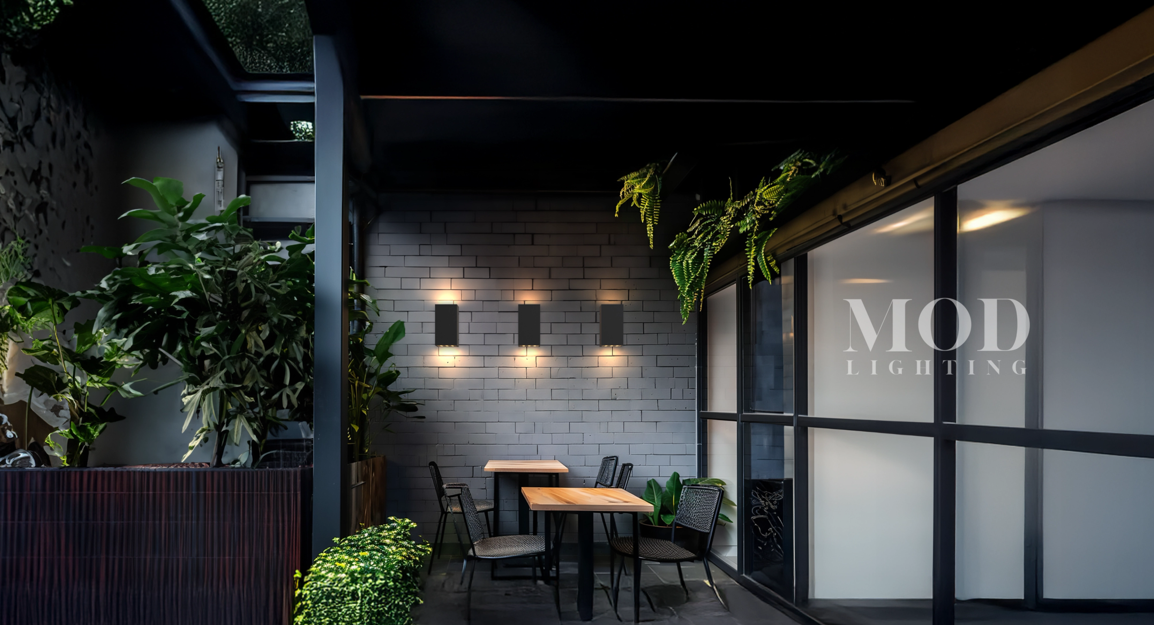 Uplighting vs. Downlighting: When To Choose Each - MOD Lighting