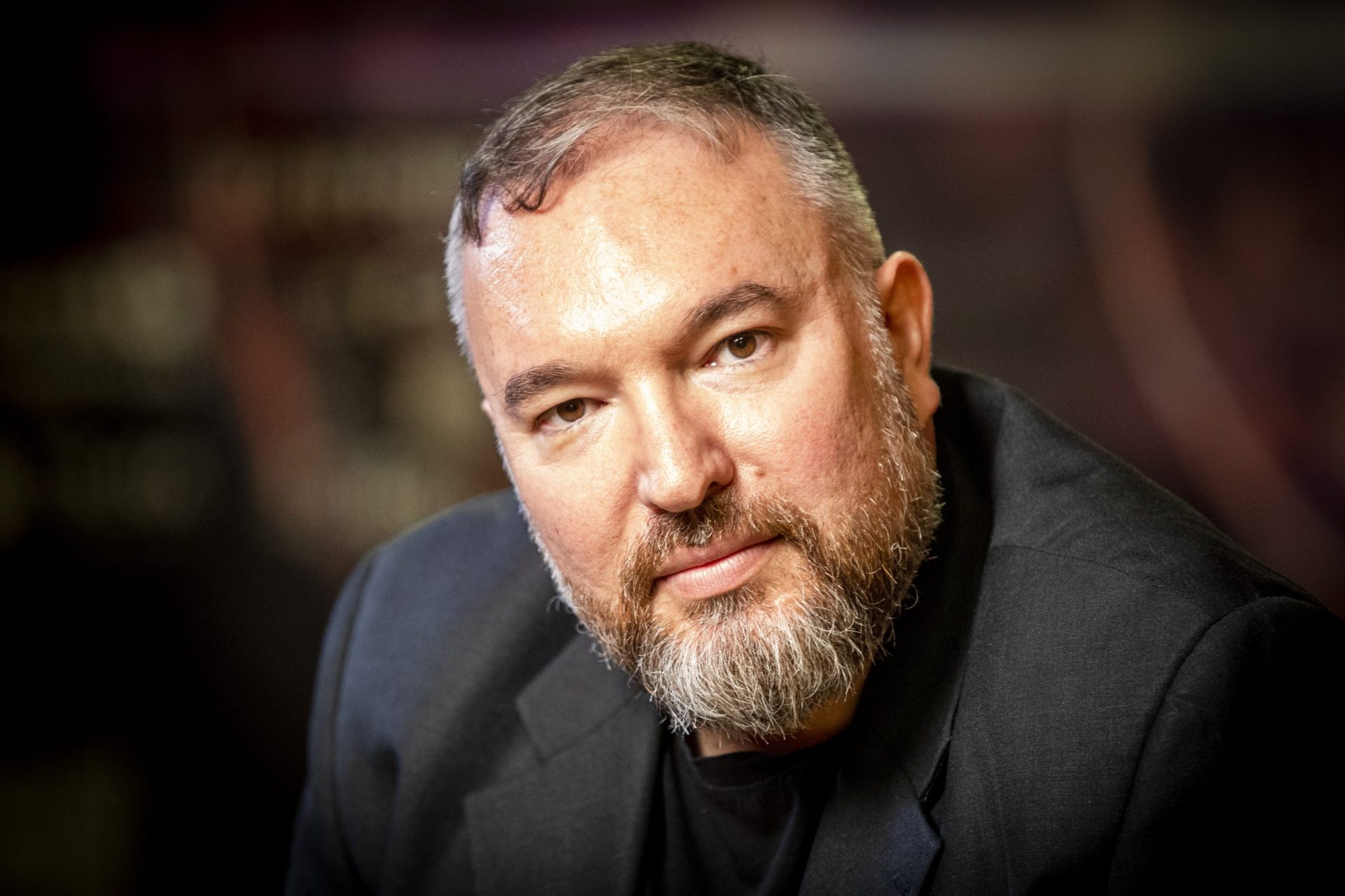 Román Orús receives the "Physics, Innovation and Technology" award from ...