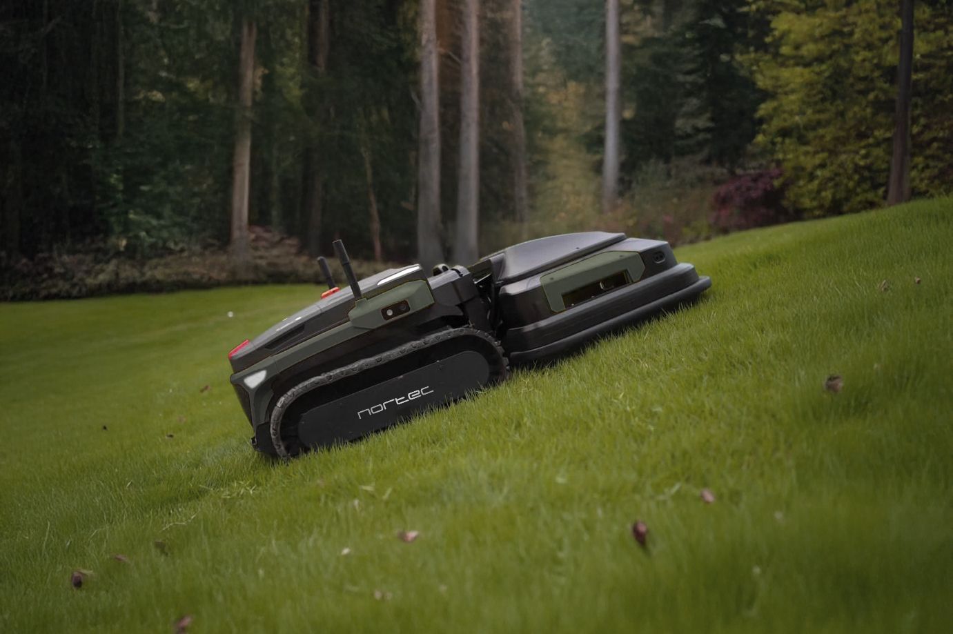 Automatic, GPS-controlled robotic lawnmower | Nortec