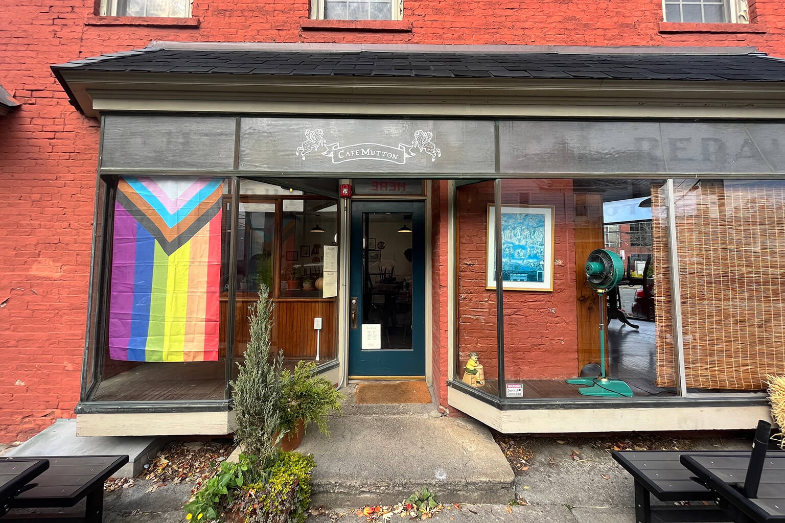 ‘Unpredictable’ Cafe Mutton Chef Sees ‘A Lot of Possibility’ in Sake – Tippsy Sake Blog}