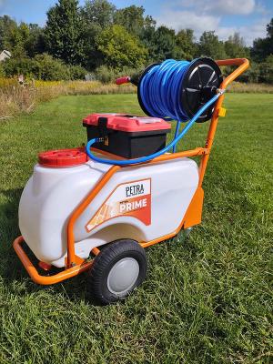 PetraTools Battery Powered 13 Gallon Pushcart Sprayer (Prime) - PetraTools