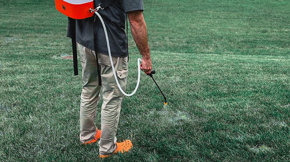 A Simple Guide on How to Clean Your Lawn & Garden Sprayer