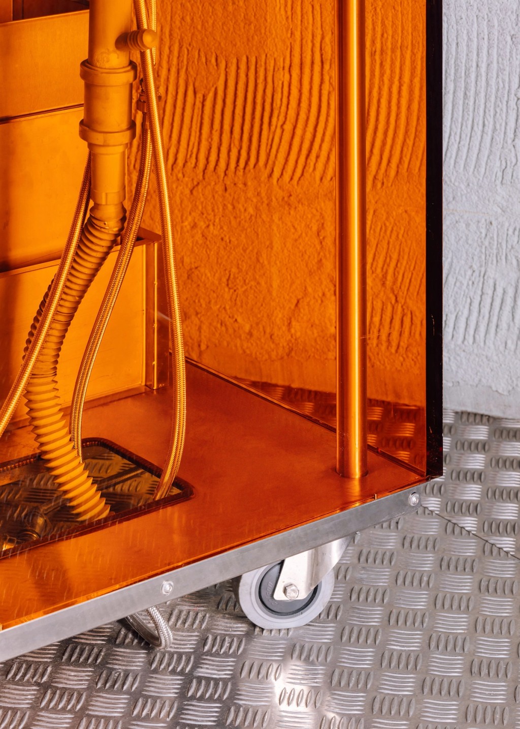 Fúria - Behind Bars