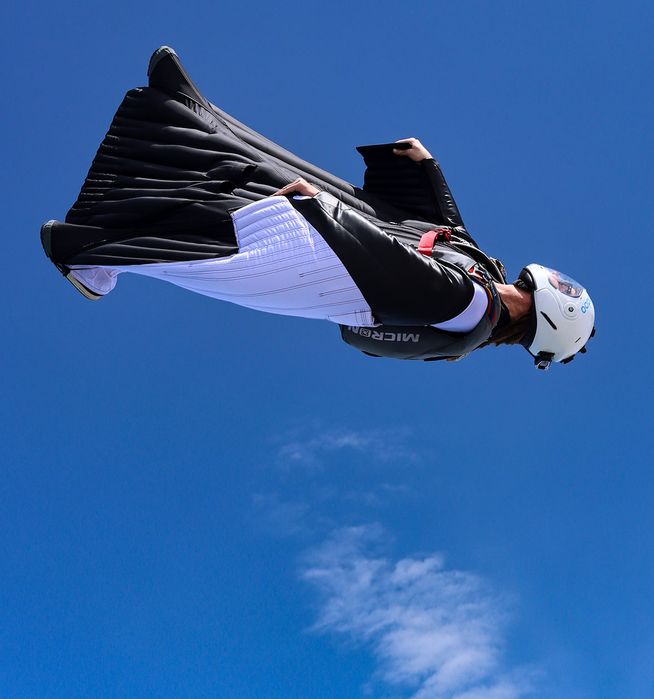 The most versatile, highest performing, freestyle wingsuit: Freak 5 ...