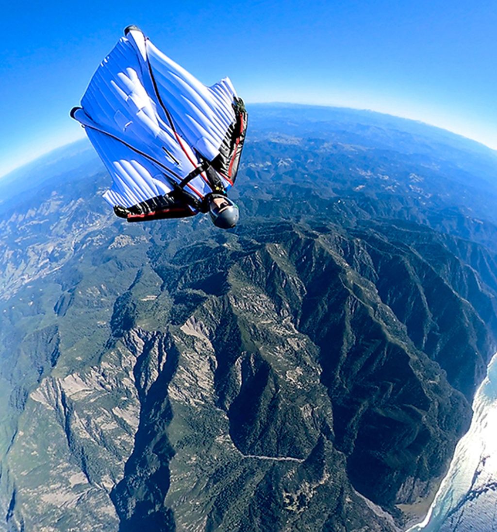 BASE jumping gear: BASE jumping parachute: Creature | Squirrel