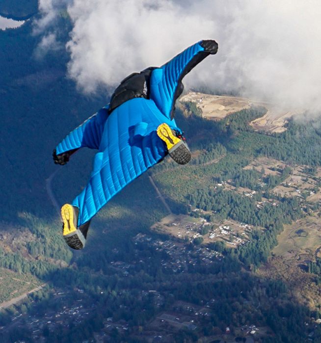 Wingsuit and Base Jumping Equipment: Swift 5 | Squirrel