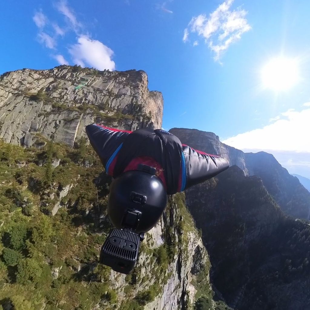 Wingsuit and Base Jumping Equipment: C-BASE | Squirrel