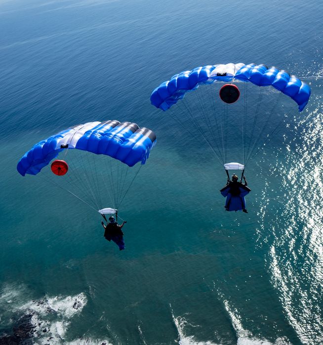 BASE jumping gear: BASE jumping parachute: Hayduke 2 | Squirrel ...