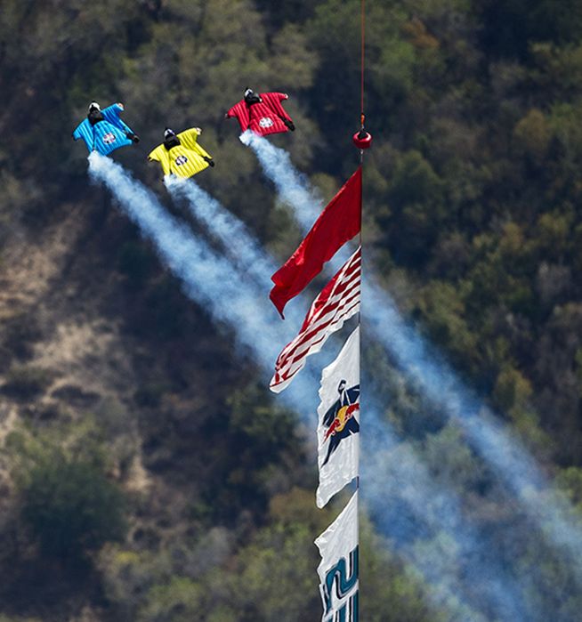 Wingsuit and Base Jumping Equipment: C-BASE | Squirrel