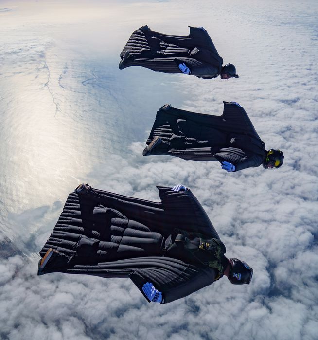 The most versatile, highest performing, freestyle wingsuit: Freak 6 ...