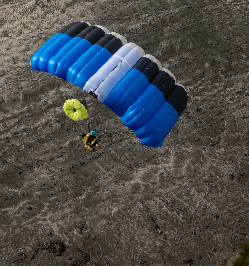 BASE jumping gear: BASE jumping parachute: Hayduke 2 | Squirrel ...