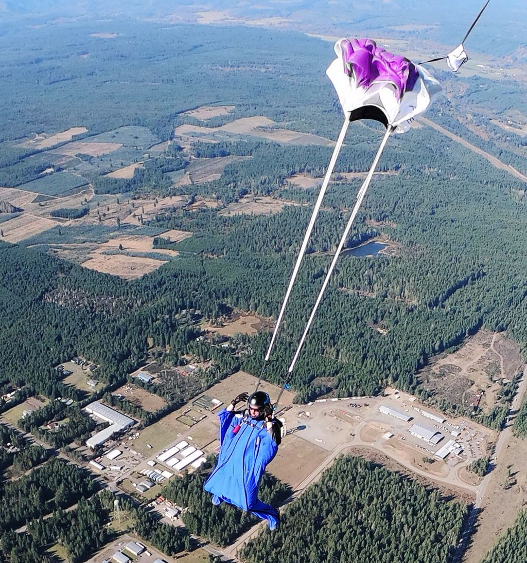 Beginner wingsuit for skydiving and BASE jumping: Sprint | Squirrel