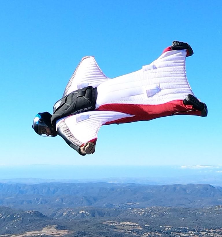 Wingsuit and Base Jumping Equipment: Swift 4 | Squirrel