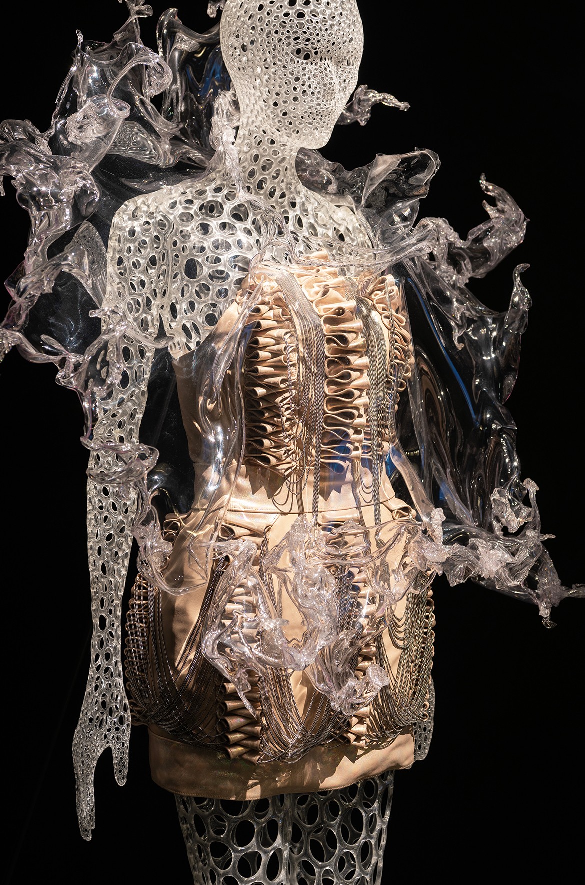 Iris van Herpen’s exploration of water in all its fashionable states ...