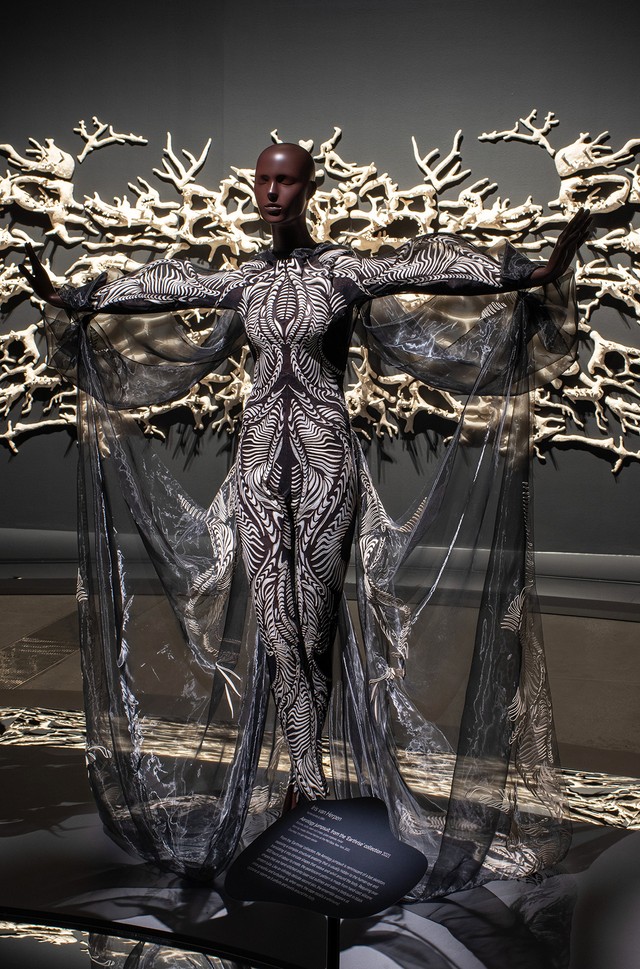 Skeletal embodiment connects Iris van Herpen & Courtney Mattison ...