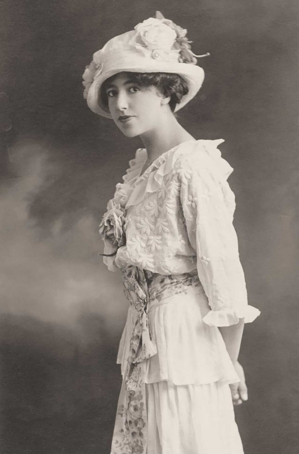 Accomplished & capable — Hilda Rix Nicholas ‘The fair musterer ...