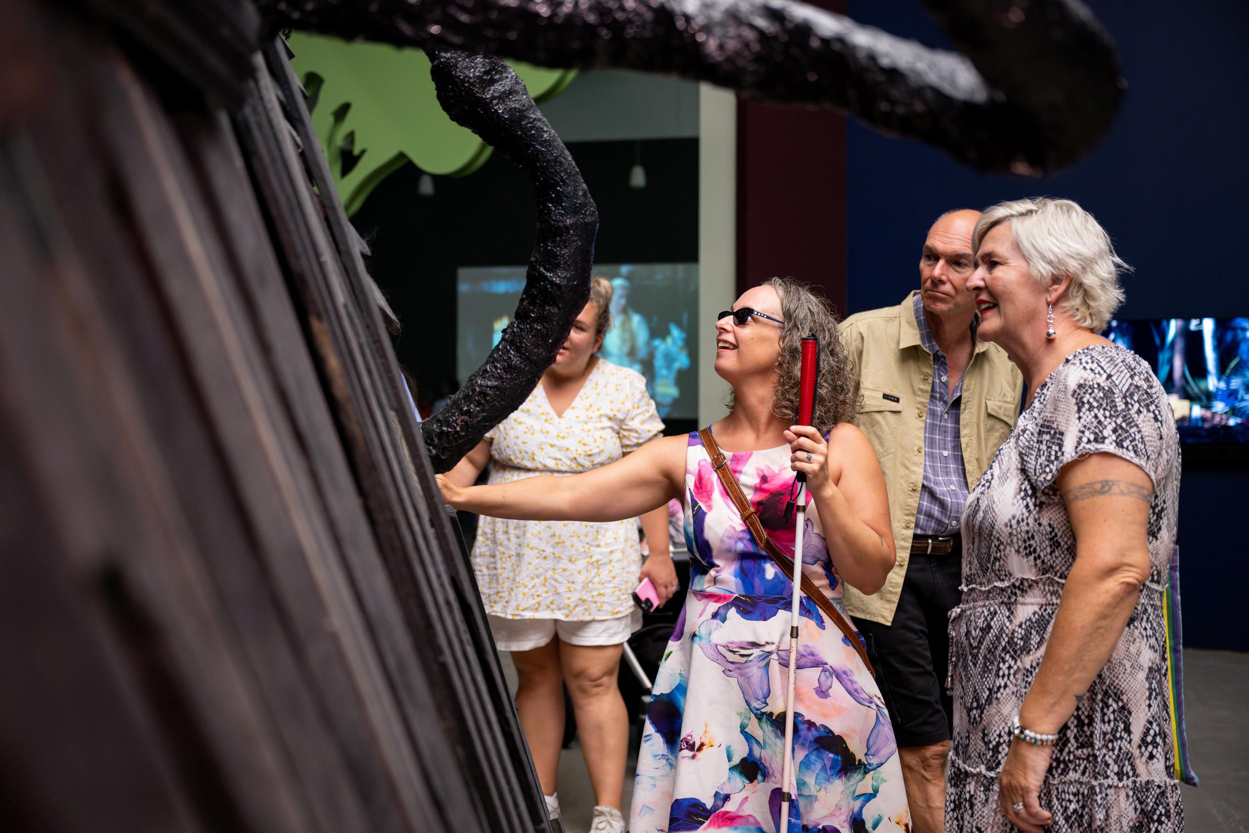 Members tour for visitors with low or no vision – Queensland Art ...
