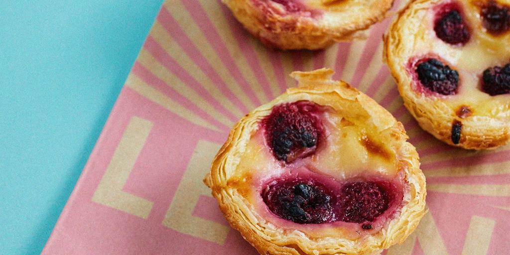 Raspberry Pastel de Nata - LEON