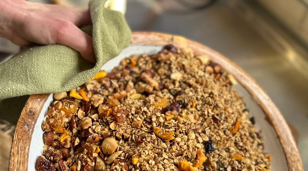 Super-Seeded Granola Recipe - LEON