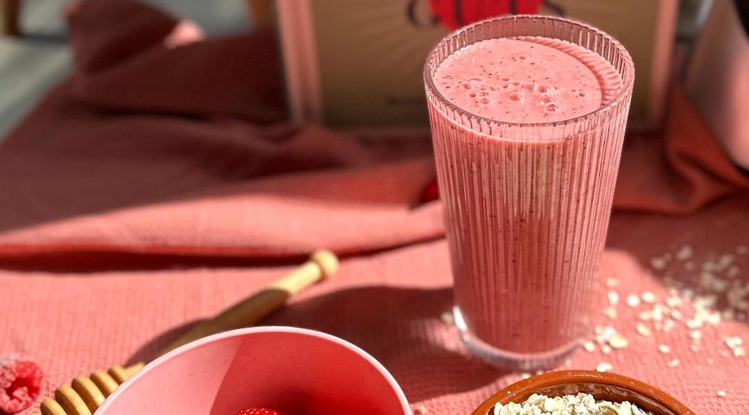 Berry Breakfast Smoothie Recipe - LEON