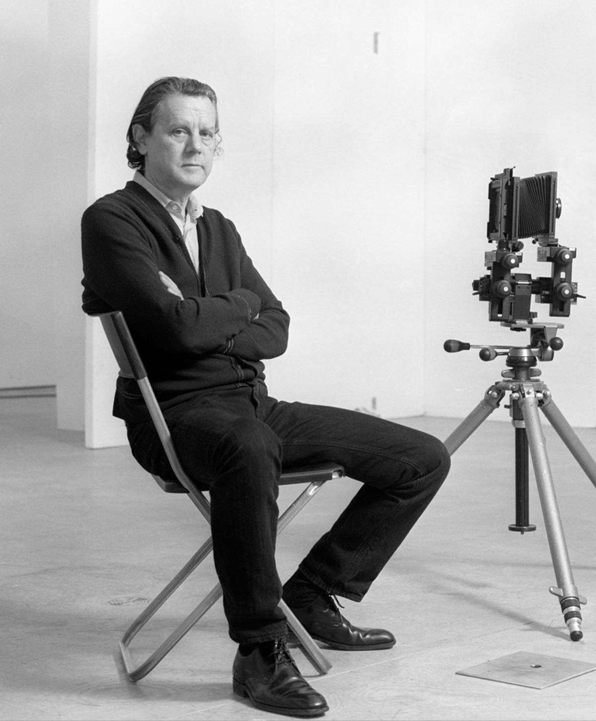 Jeff Wall – A Sudden Gust of Wind | TVO Arts