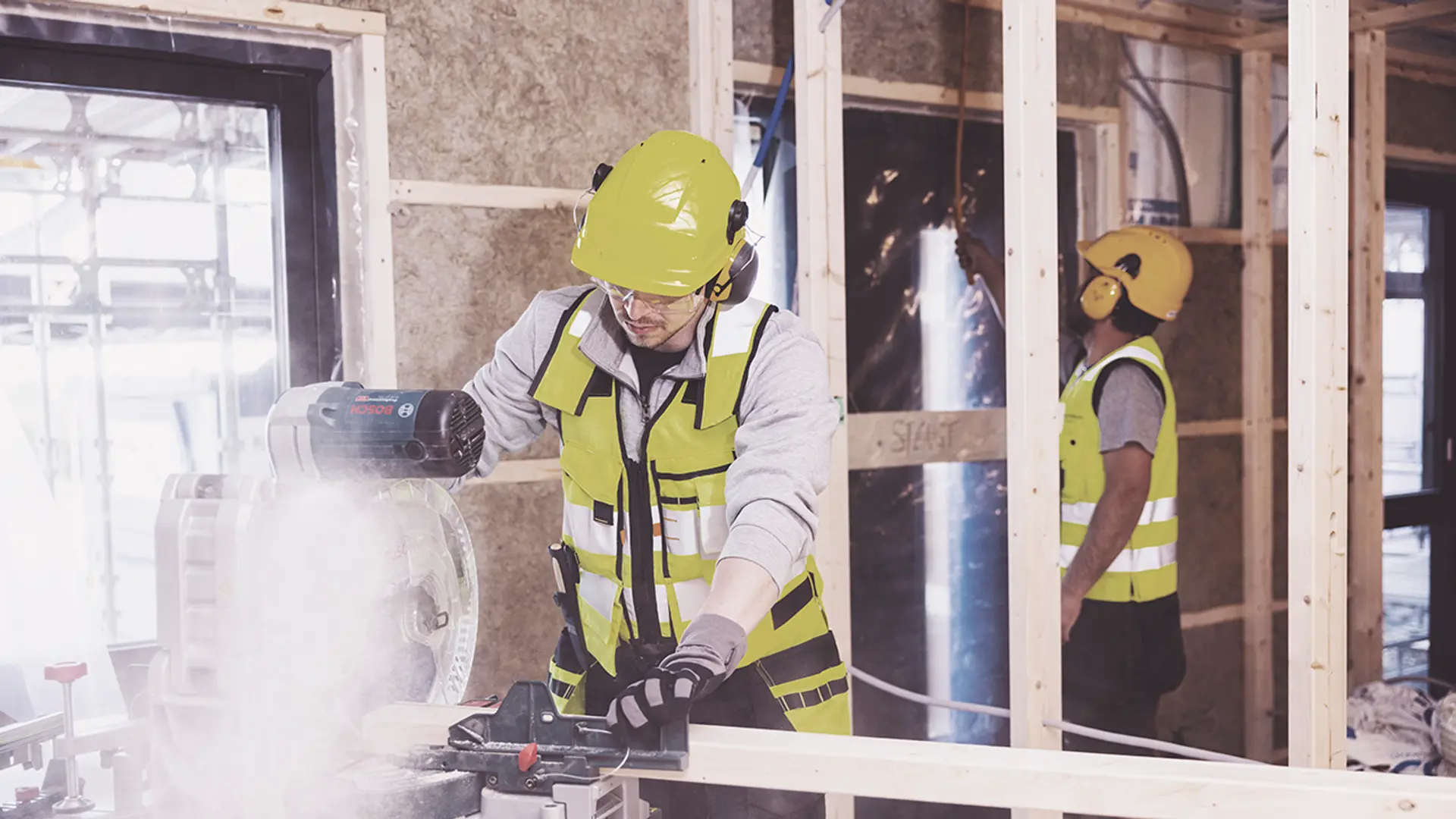 HMS på byggeplass: Fallsikring og verneutstyr | XL BYGG