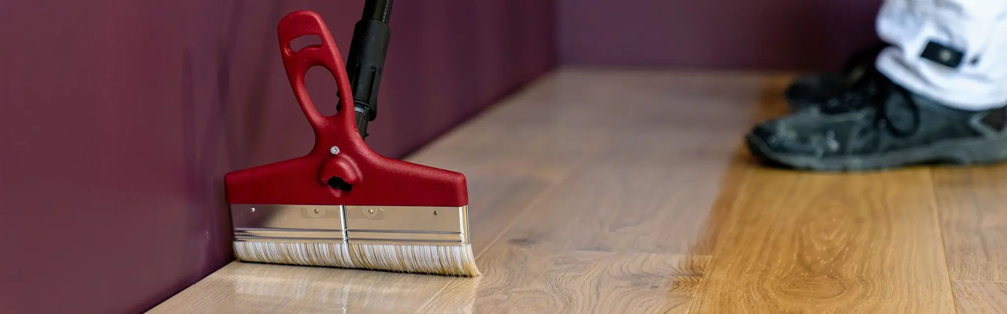 Dette må du vite om lakking av gulv | XL BYGG