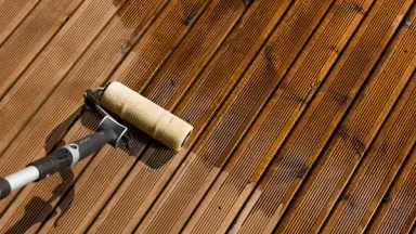 Slipe terrasse for hånd eller med slipemaskin | XL BYGG