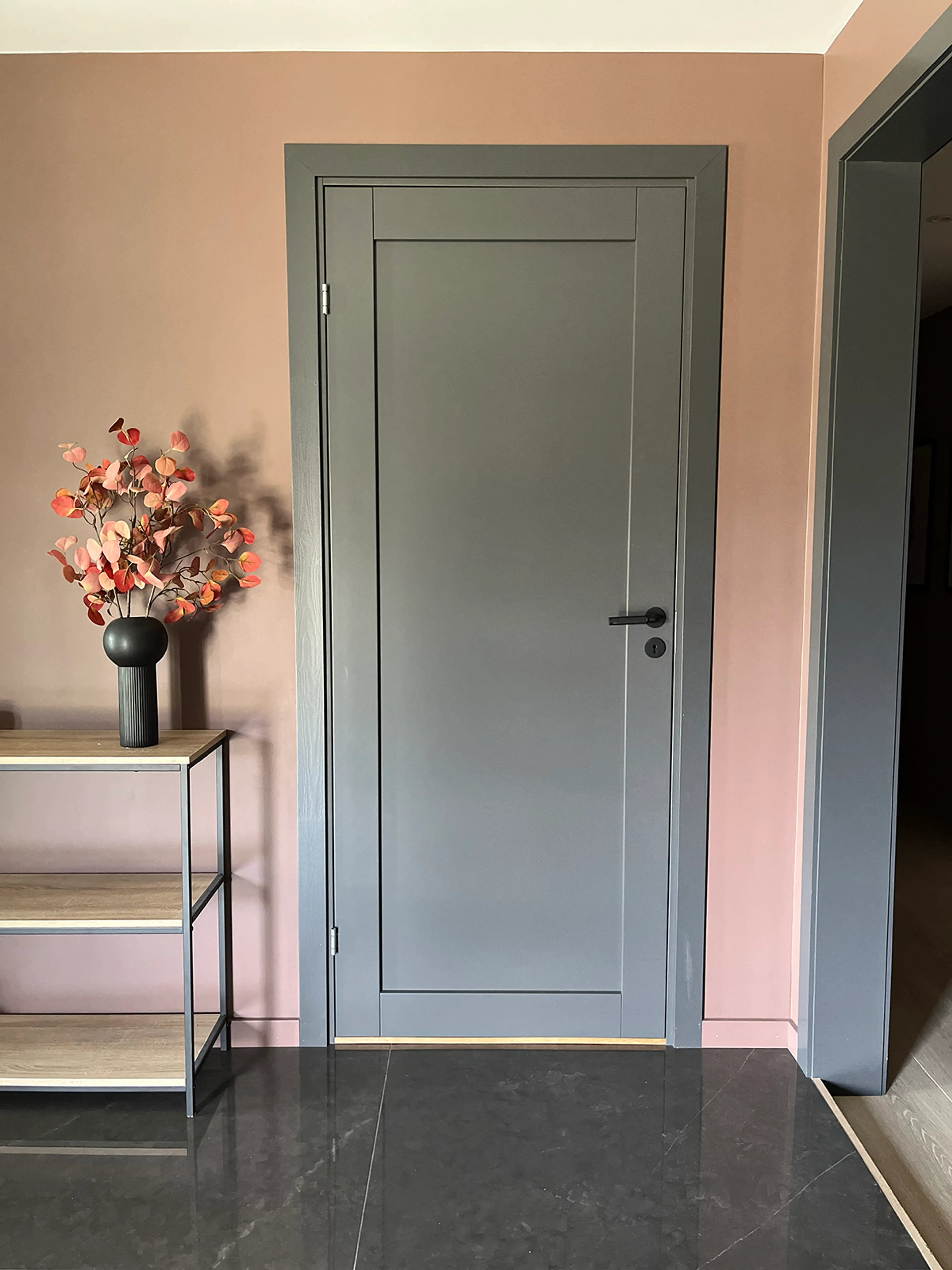 Vurderer du sorte innerdører? | XL BYGG