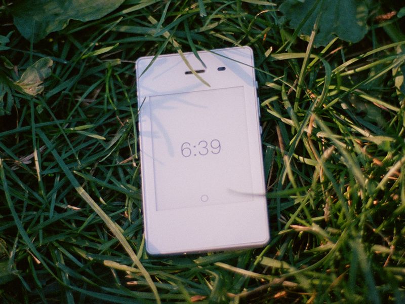 A Smartphone Alternative We Can Totally Get Behind | The Slowdown