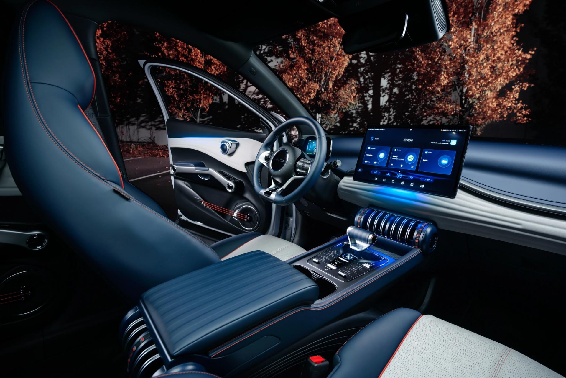 Atto3 | Effektiv SUV med høy kvalitetsfølelse | BYD