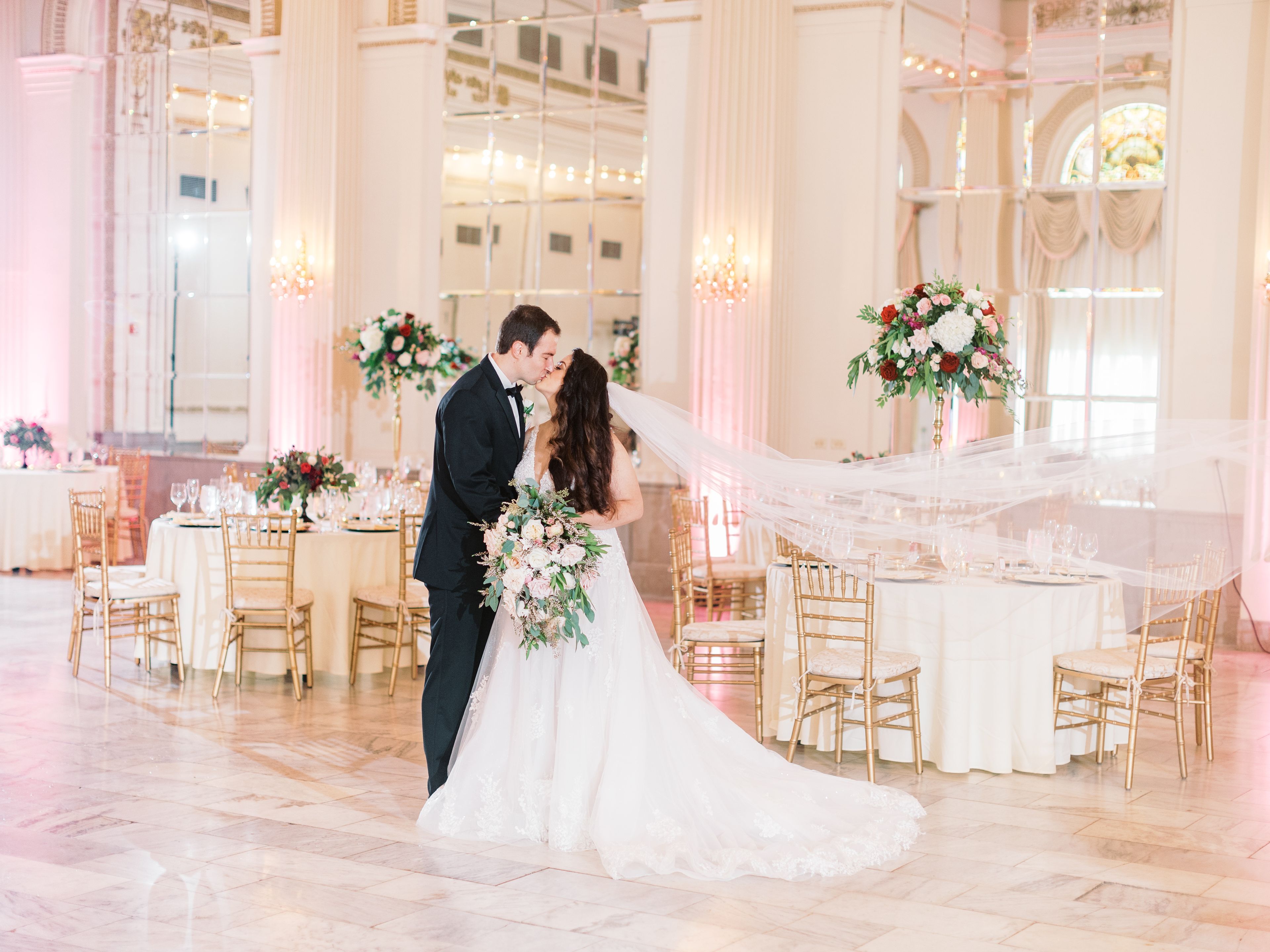 Columbus Ohio Wedding Flowers | Chelsea & Carson's September Wedding a ...