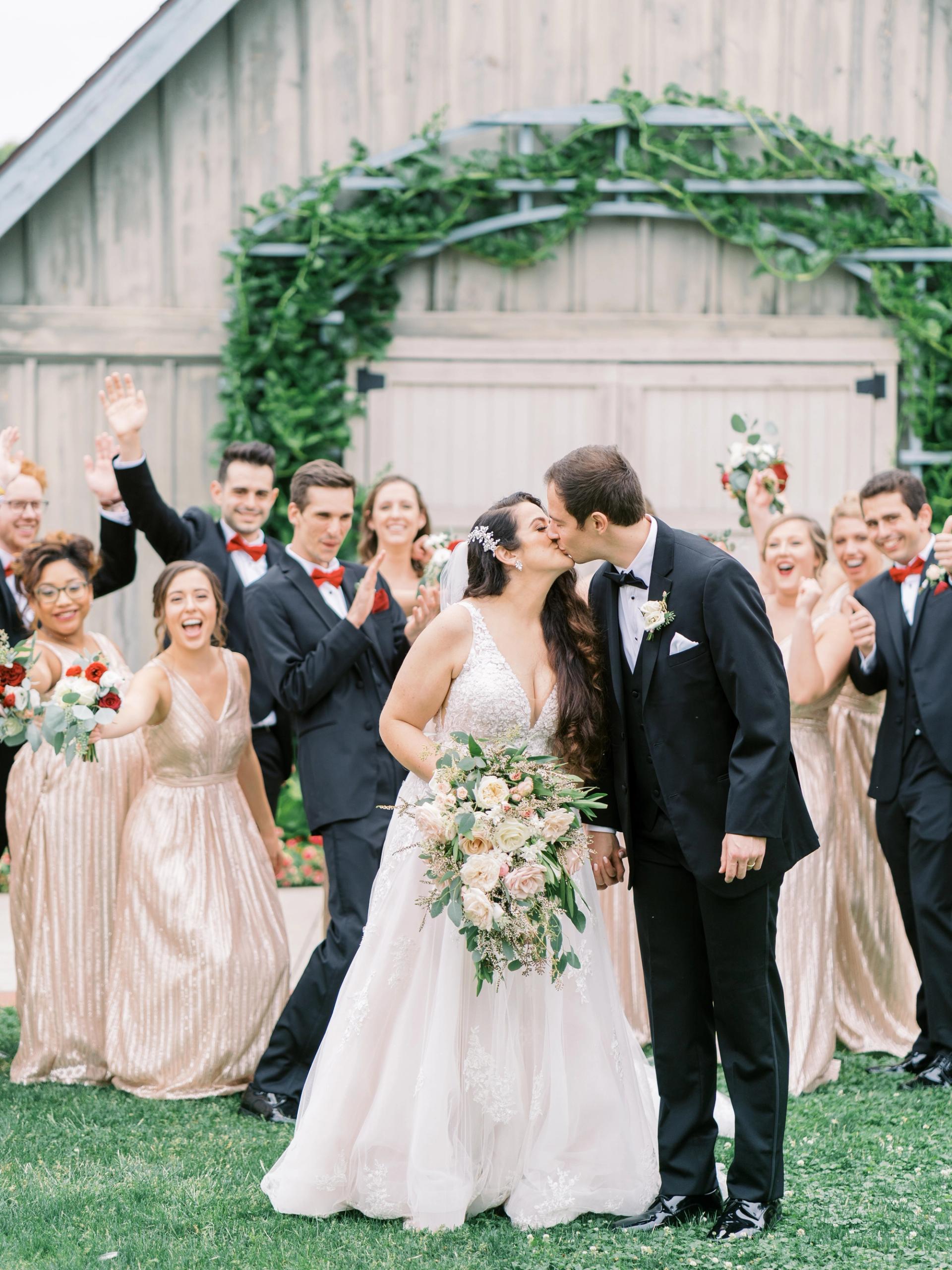 Columbus Ohio Wedding Flowers | Chelsea & Carson's September Wedding a ...