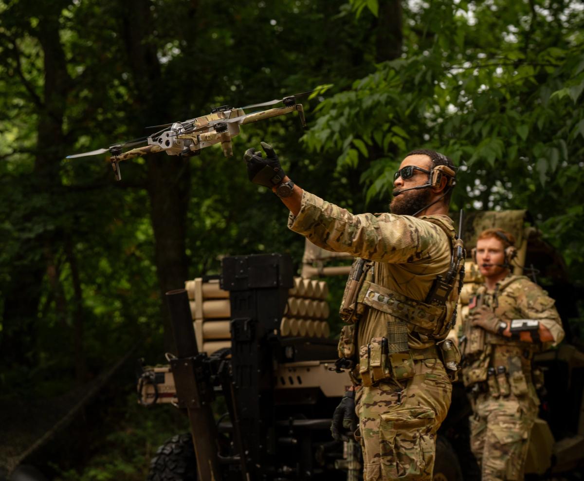 Military and Tactical Drones | Skydio