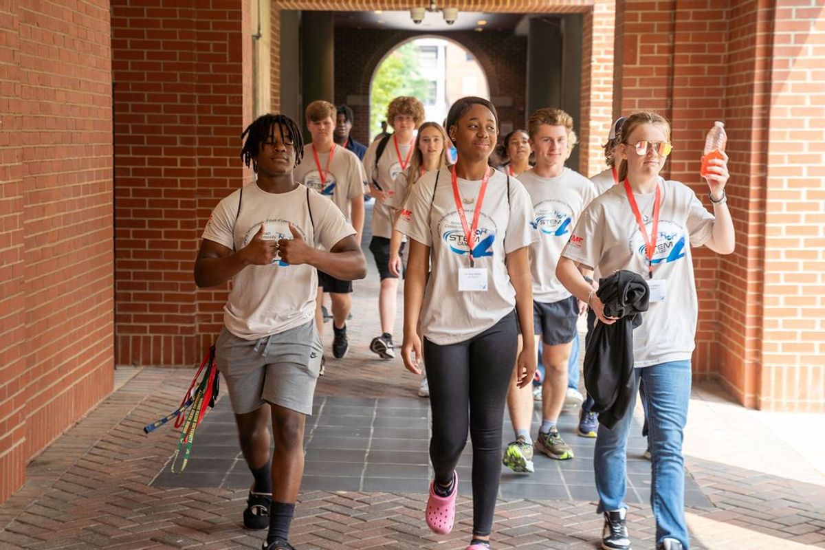 Learning to fly at Virginia’s SMART Community STEM Camp | Skydio