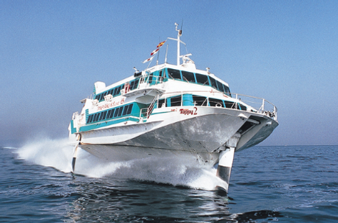 Toppy 2 operado por Tane Yaku Jetfoil | AFerry