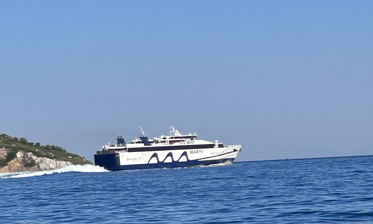 Speedrunner Jet 2 ferry - Operated by Seajets | AFerry