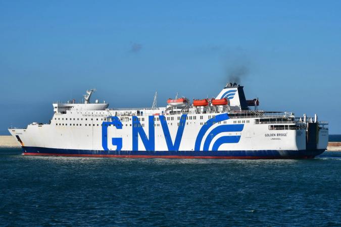 Golden Bridge - Operated by Grandi Navi Veloci | AFerry