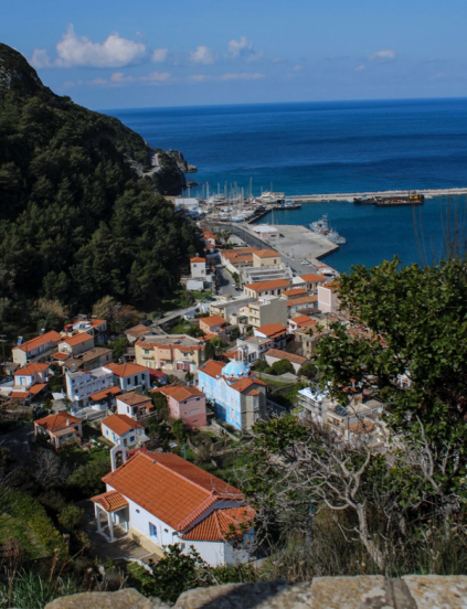 Piraeus to Karlovassi Ferry Tickets - Compare Prices & Times