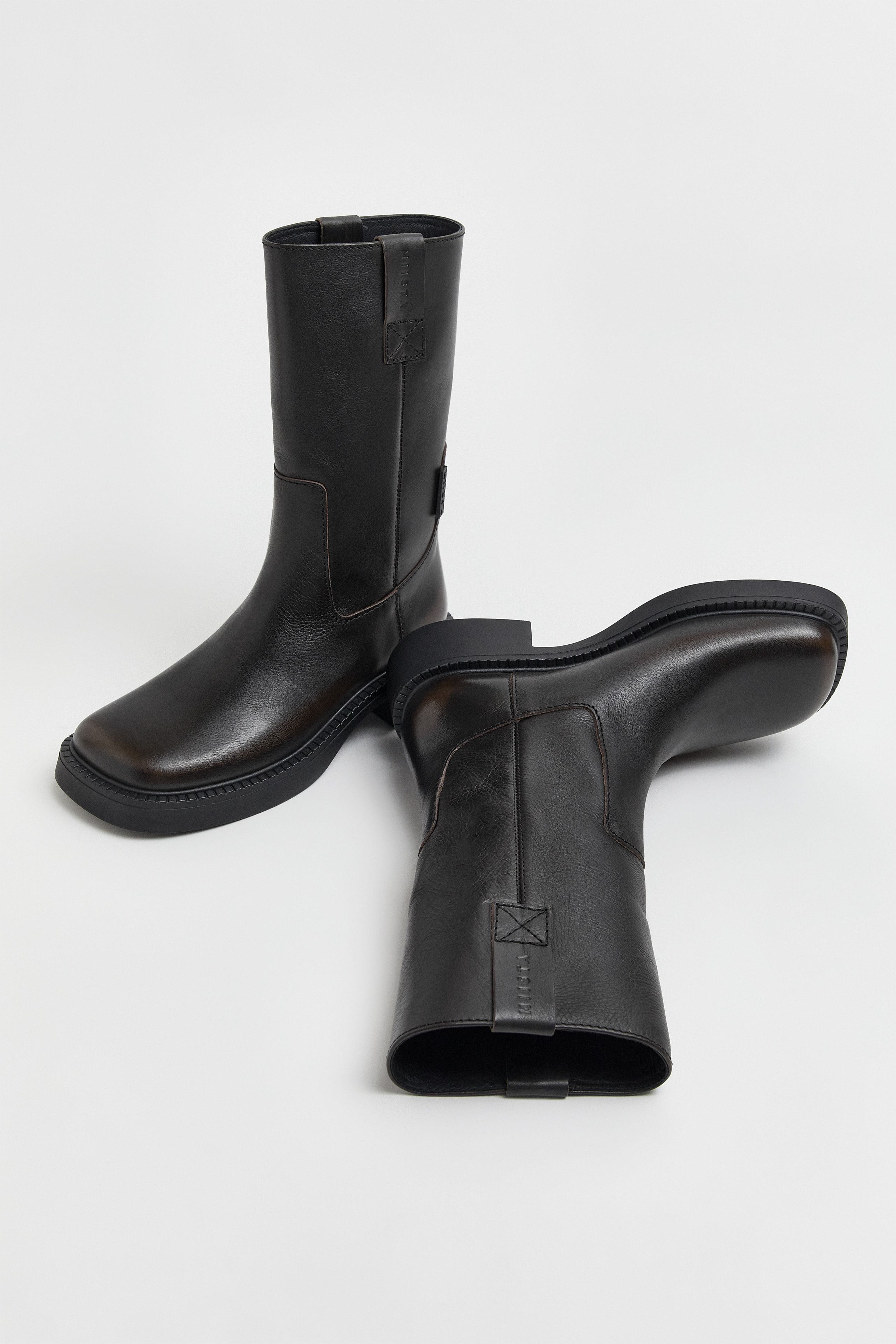 Aron Boots - Brown Brush Off Textured Leather | Miista