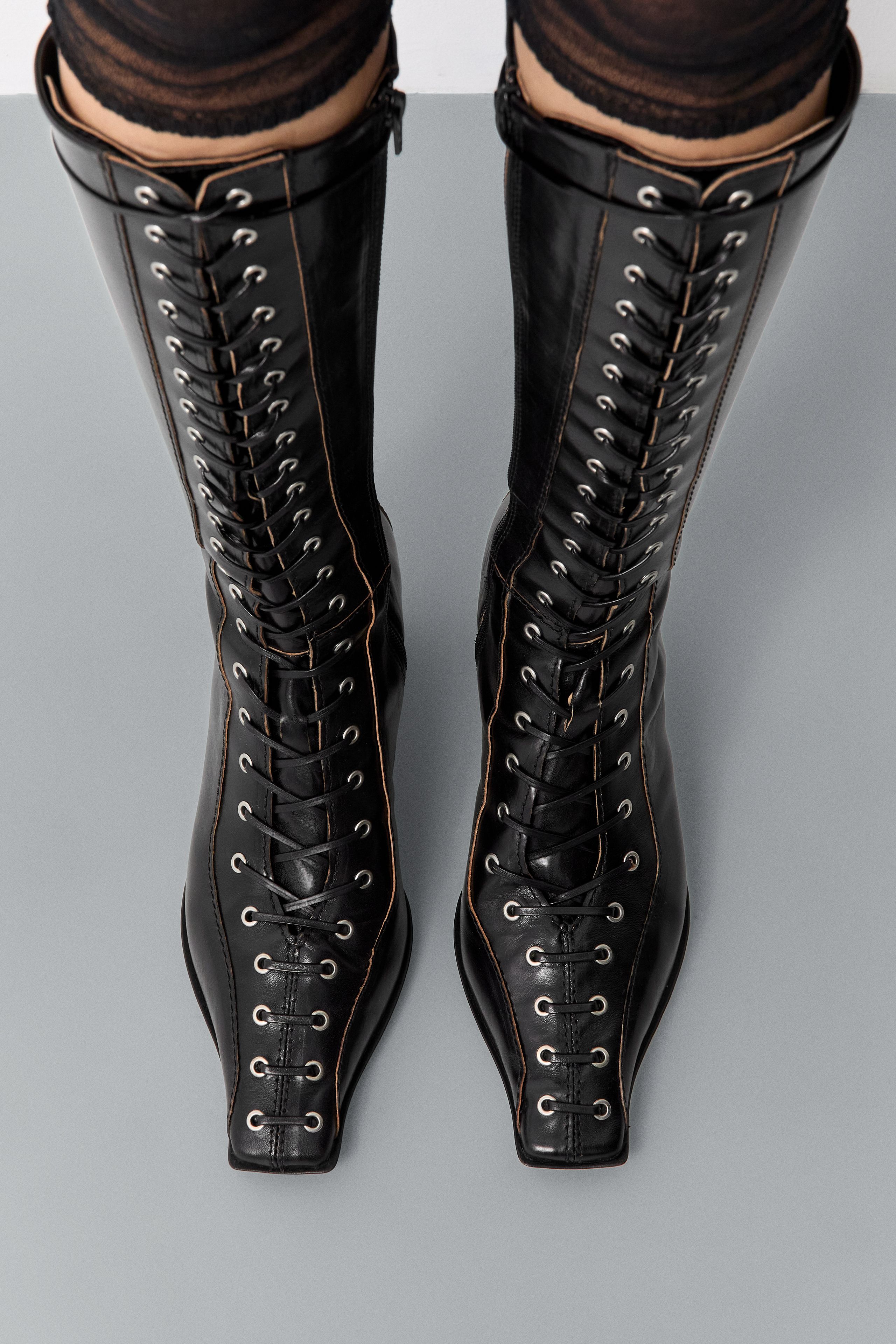 Lucy Boots - Black Leather | Miista