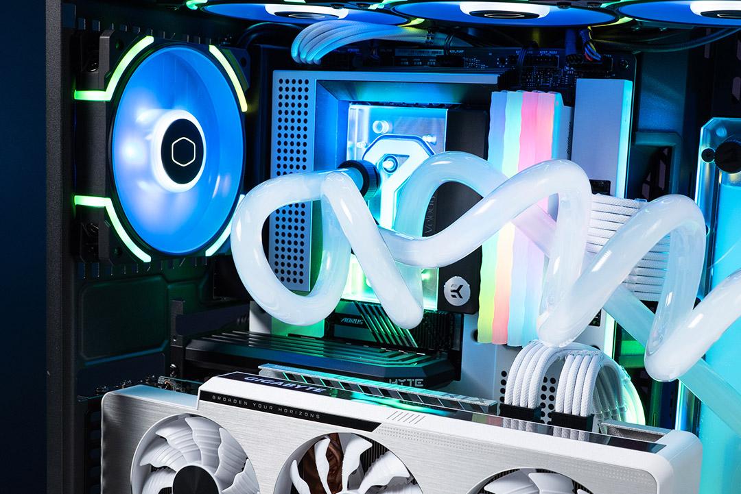 HYTE - Gaming PC Cases & Accessories | HYTE