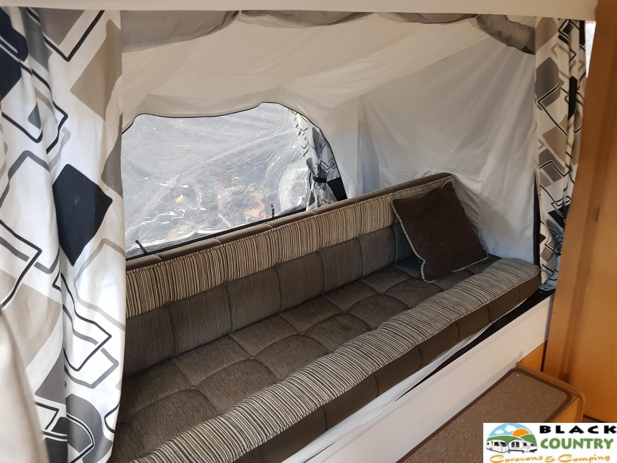 2014 Pennine Fiesta Q2+2 - SOLD | Black Country Caravans & Camping