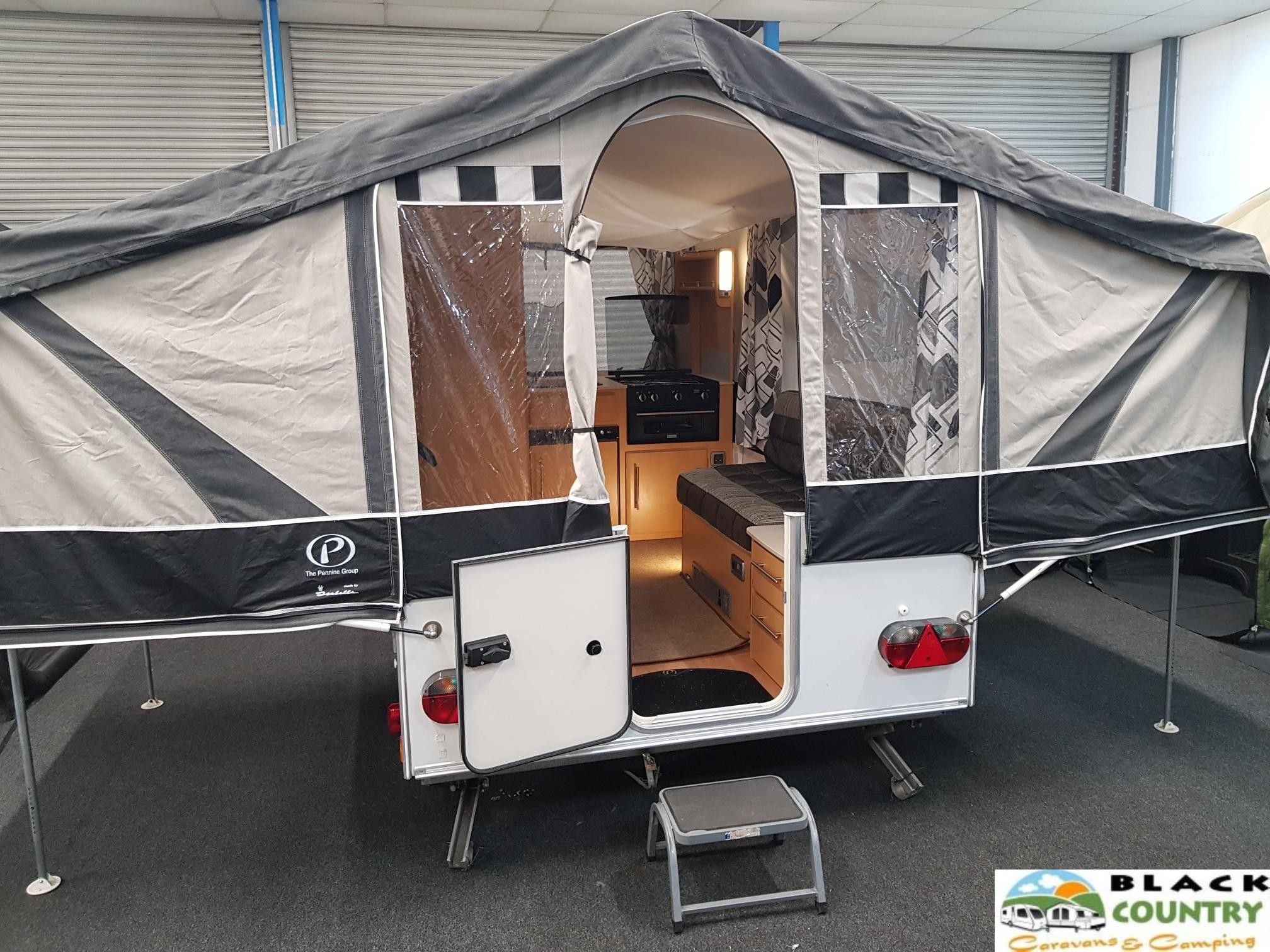 2014 Pennine Fiesta Q2+2 - SOLD | Black Country Caravans & Camping