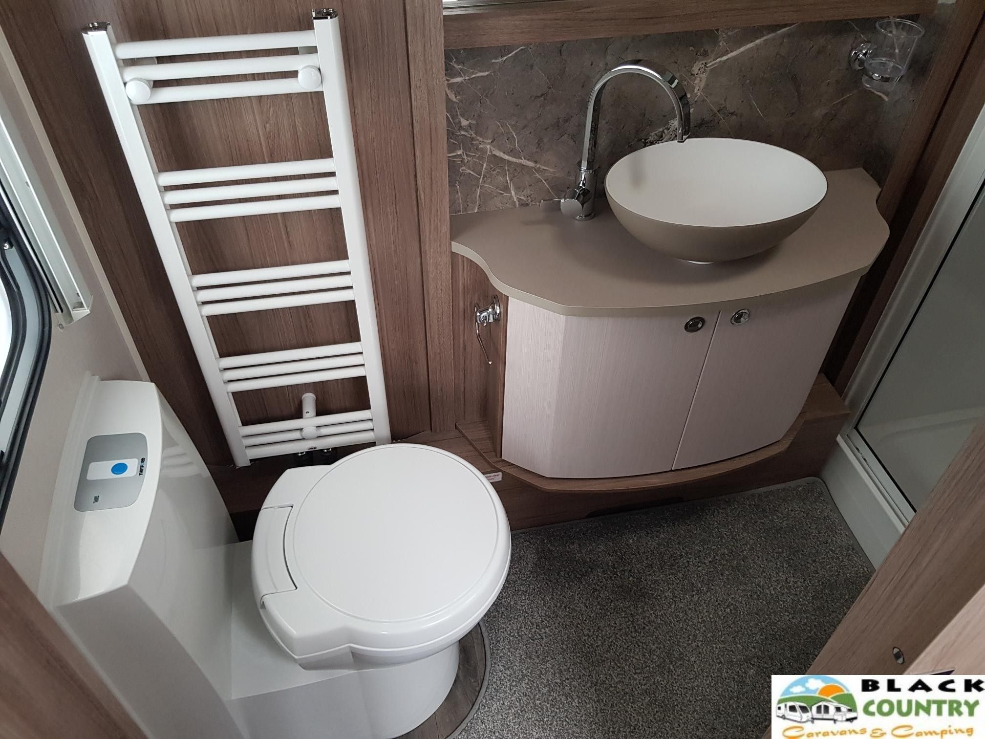 2020 Coachman VIP 575 - SOLD | Black Country Caravans & Camping