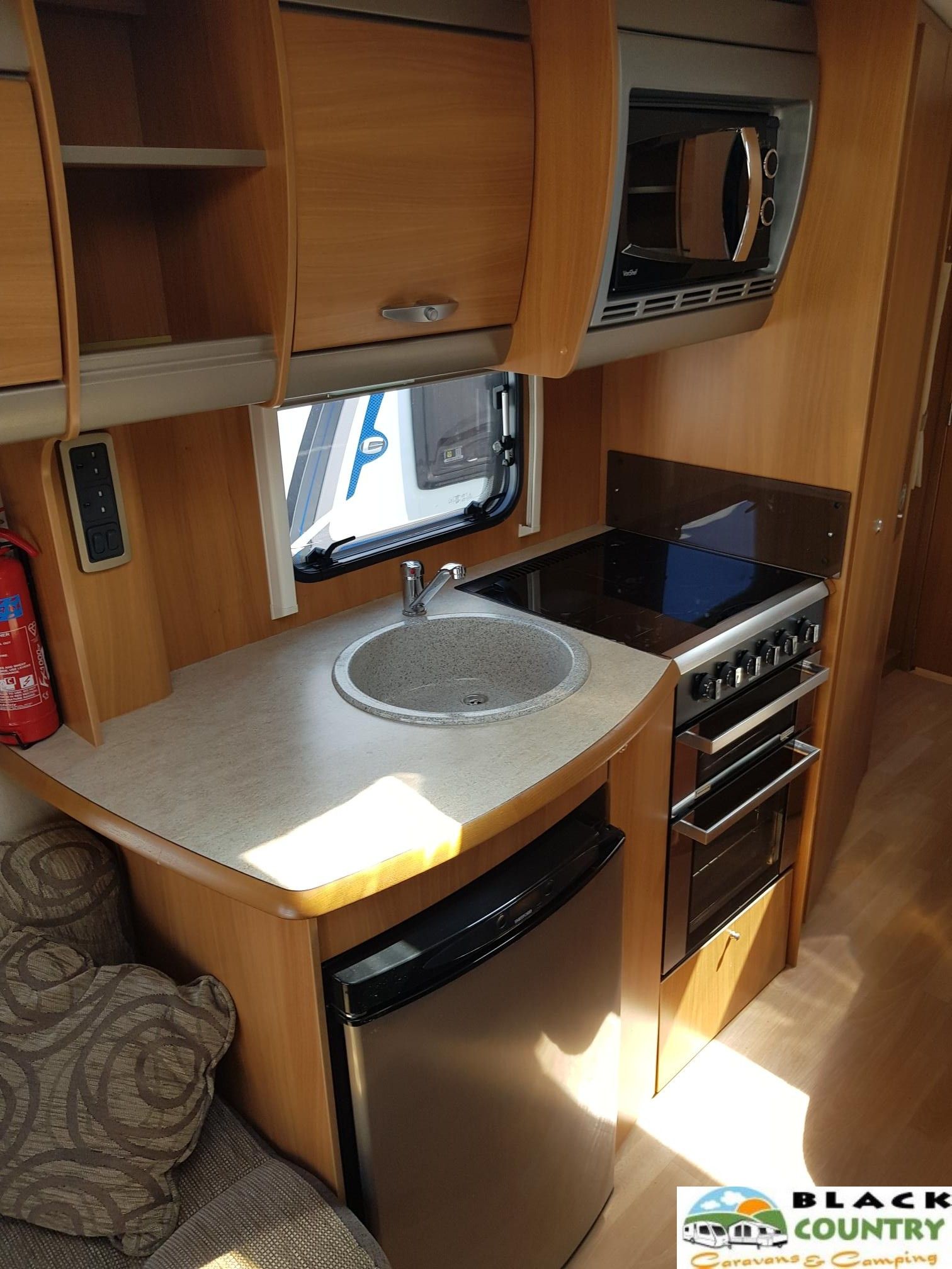 2010 Swift Challenger 570 - SOLD | Black Country Caravans & Camping